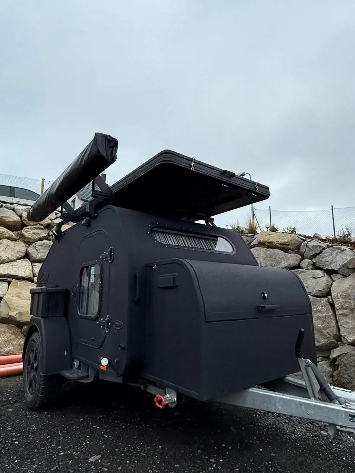 Off-road karavan LIFESTYLE CAMPER Limitovaná edice () – karavan pro ...